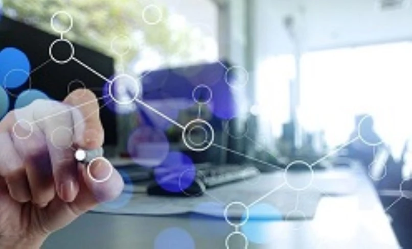 Relanzamiento del Polo IT La Plata para la transformación digital de ...